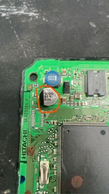 AFK 1000UF 10V日系轩逸电脑板APIC-S03旁边电容全新