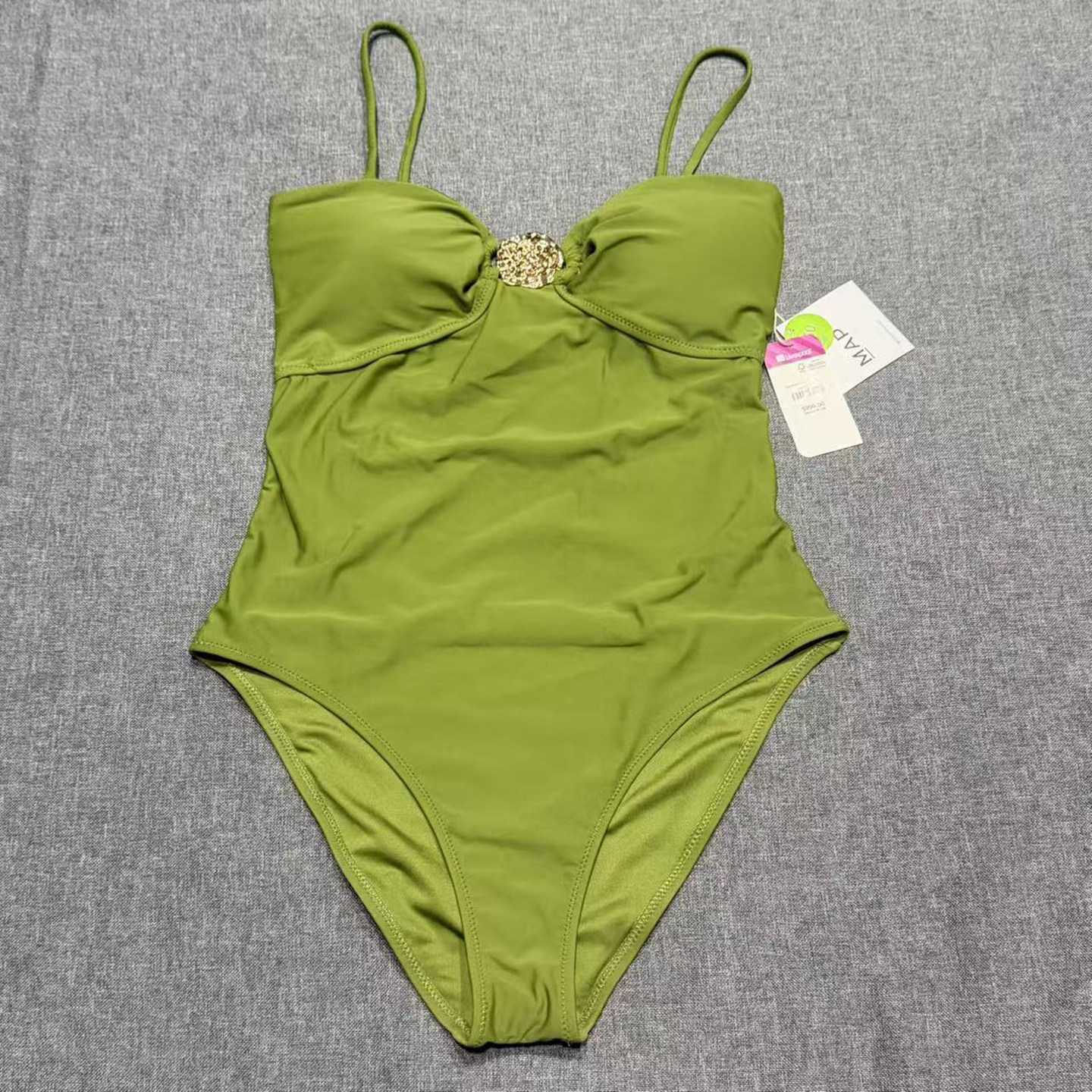 出口欧美女士成人绿色前饰品双肩带大露背简约性感三角连体游泳衣