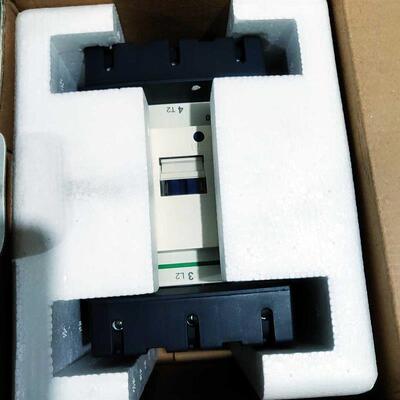 施耐德 LC1D150 LC1D15000Q5C 380VAC询价