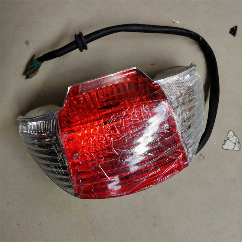 宗申摩托车配件 ZS125-55c 后转向灯 尾灯 刹车灯 总成