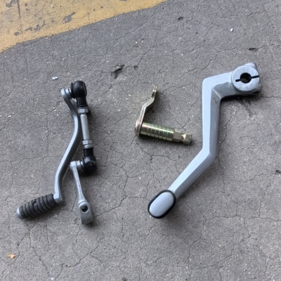 比亚乔罗宾逊大脚架摩托车配件BYQ125/150-8-8A立撑停车脚架