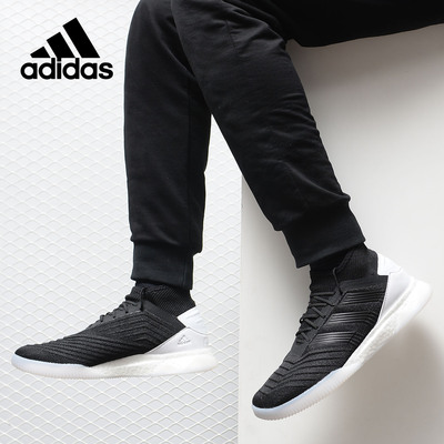 阿迪达斯猎鹰平底足球鞋