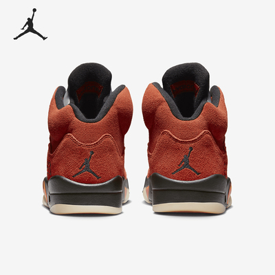 耐克女士中帮系带耐磨运动篮球鞋