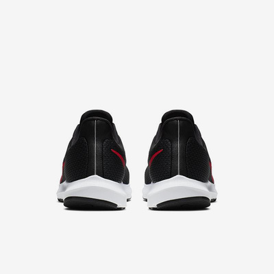 耐克春季男子低帮透气跑步鞋