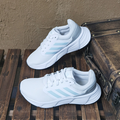 Adidas/阿迪达斯男子跑步鞋