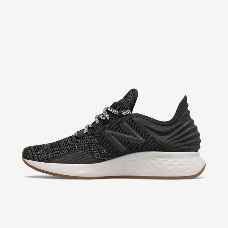 New Balance/NB正品运动女子减震防滑耐磨运动训练跑步鞋WROAVKB