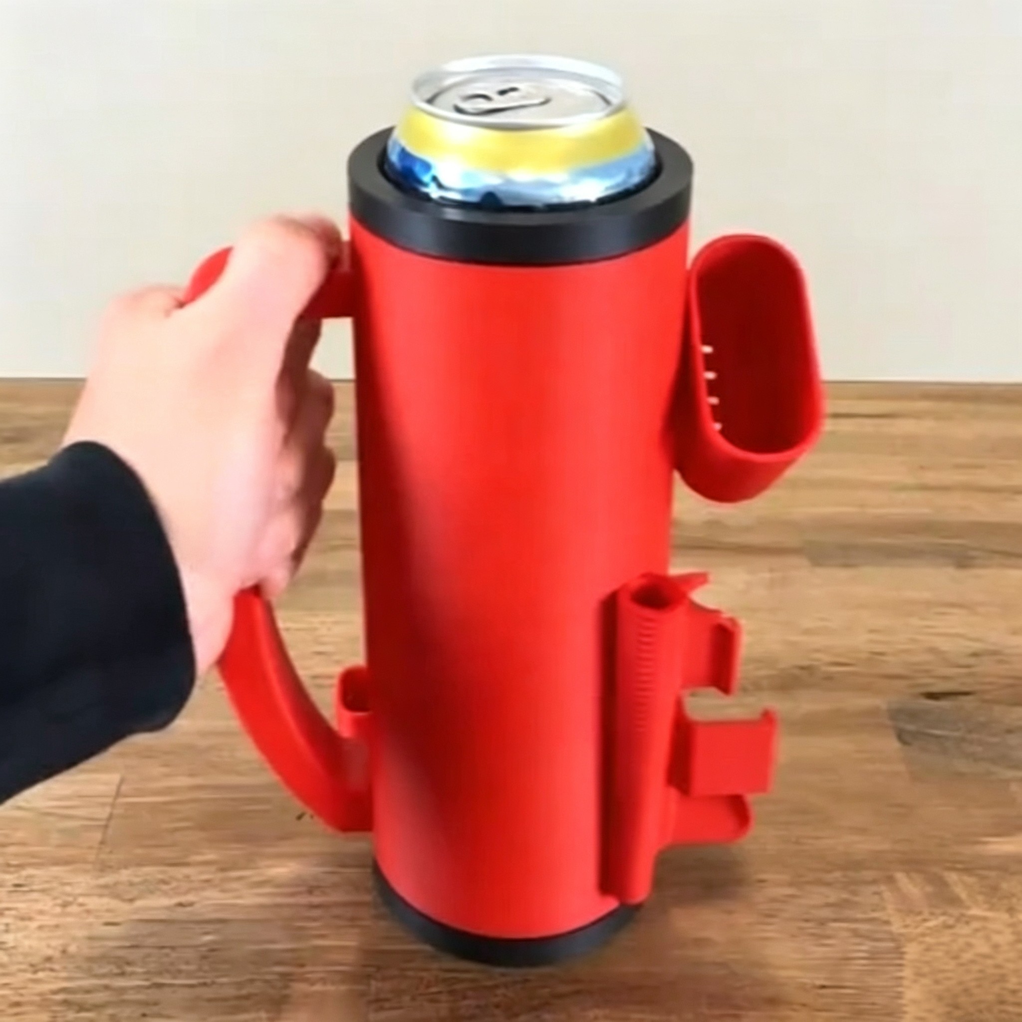 创意啤酒弹舱杯战术杯换弹啤酒可乐易拉罐杯套男人梦想装备之杯