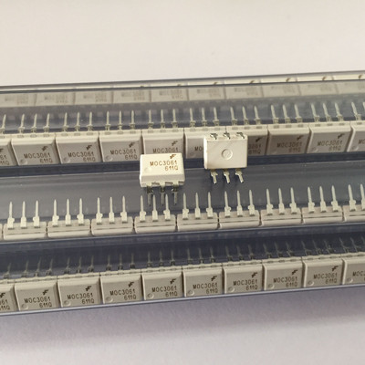 全新原装 MOC3061 光耦 直插DIP6耦合器 三端双向可控硅 MOC3061M