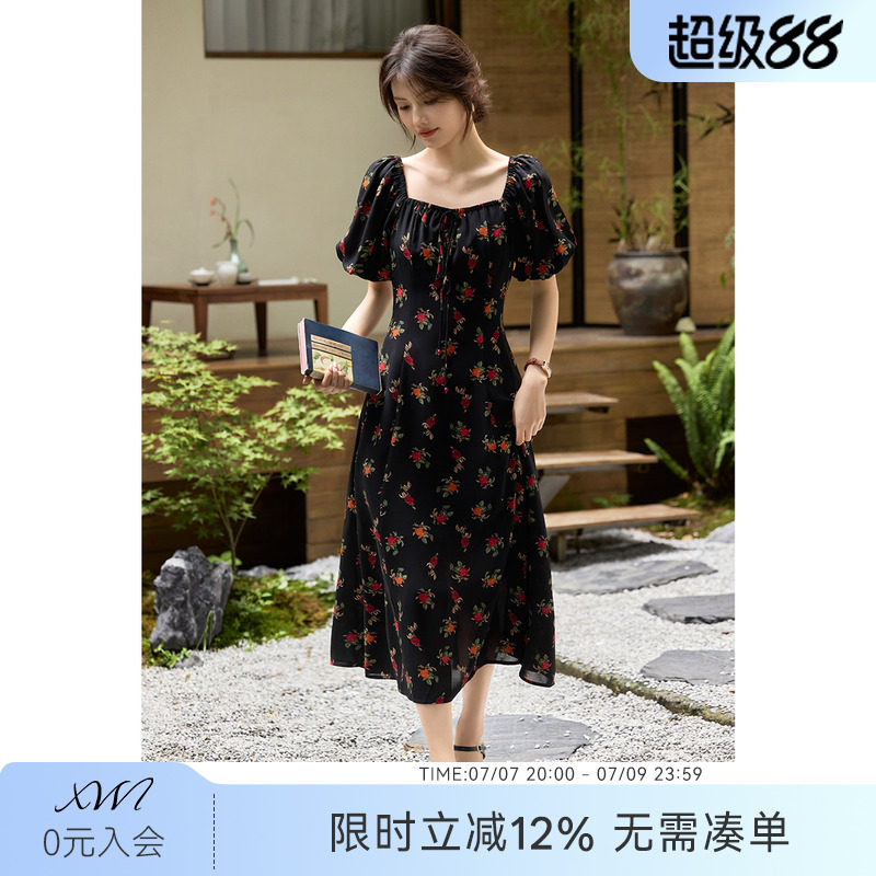 XWI欣未知性优雅法式方领连衣裙女夏季玫瑰印花今年流行的裙子
