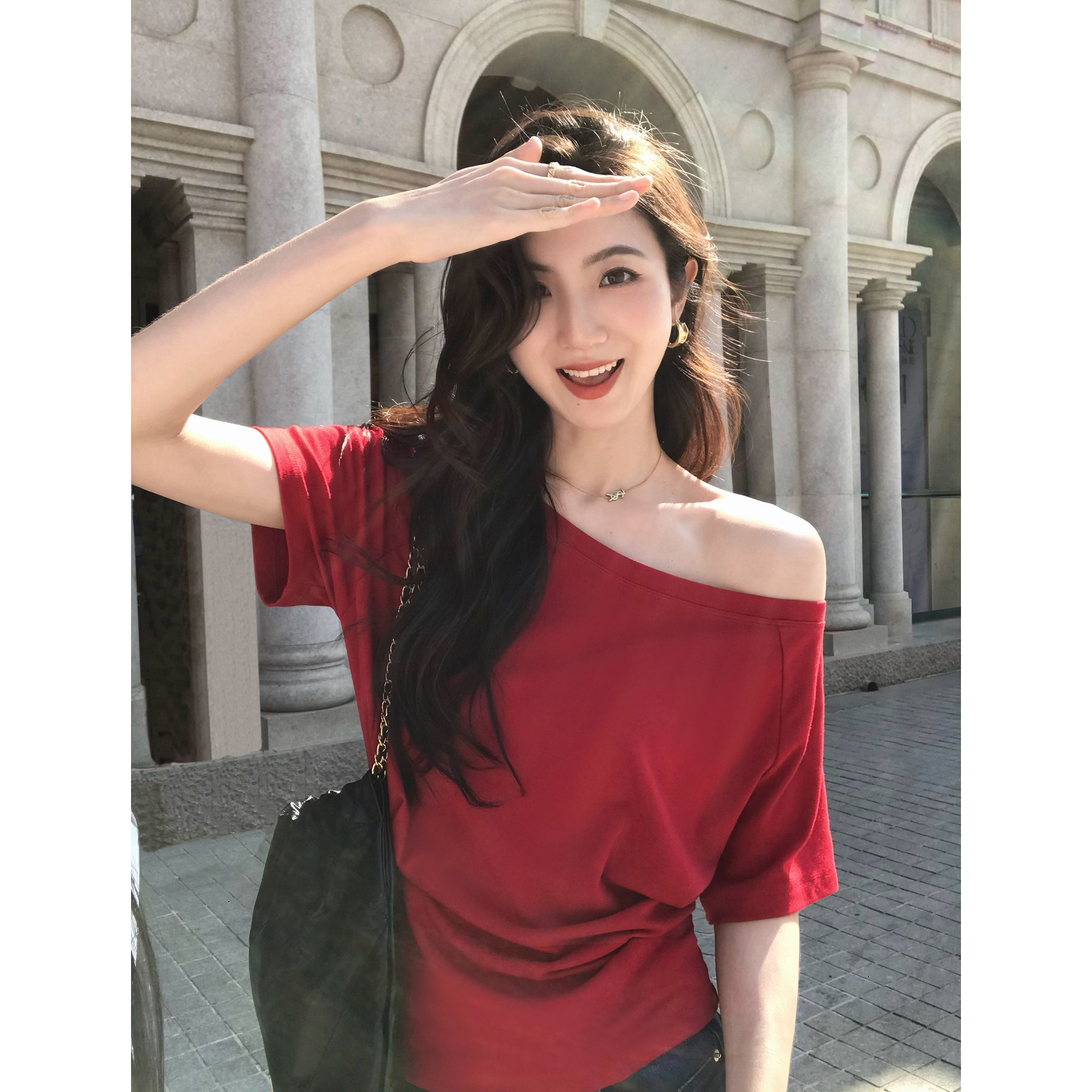 MULVAN 心动至上~ 气质短袖一字肩T恤女宽松设计感露肩斜肩上衣