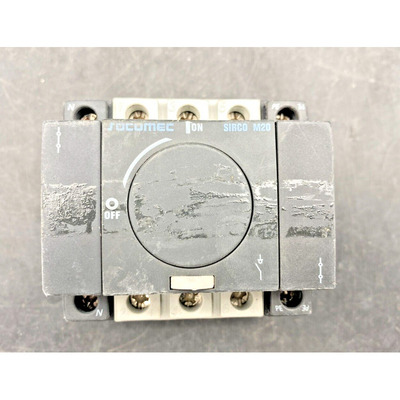 SOCOMEC SIRCO M20 INTERRUPTEUR SECTIONNEUR + POLE ADDITIONNE