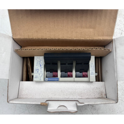 TELEMECANIQUE GK1EV 025646 SECTIONNEUR 50A 30+1F+1DPMM