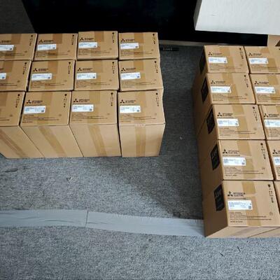FR-A840-00023-2-60 变频调速器 0.4KW 工控自动化设备议价维修