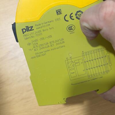 751111 PNOZ s11C 皮尔兹安全继电器 24VDC工控模块议价维修