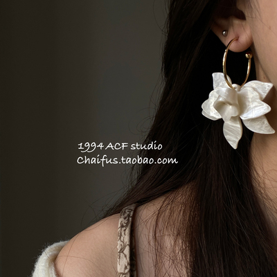 法式复古超仙兰花气质耳环