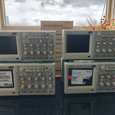 议价全新泰克Tektronix TBS1104/TBS1154示