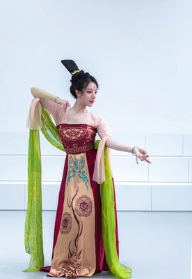 云裳美人关舞蹈服中国风印花诃子裙汉唐风格胡玉楼女艺考服定制