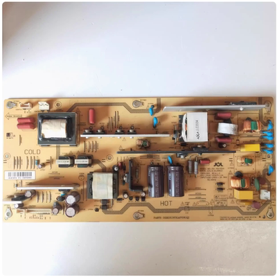 ~夏普LCD-40G100A电视电源板RUNTKA675WJQZ JSI-401401A实拍图