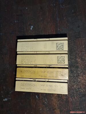 拆机 30NAC12IT1两个，31NAC12T42 两个，议价商品