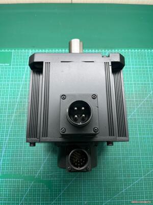 松下伺服3KW电机:MSME302GCG，MSME302GC议价商品