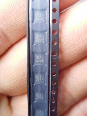 STM8L151G6U6TR 8L151G  微控制器芯片i(议价商品）