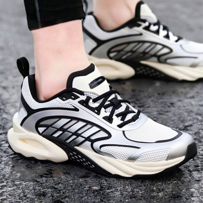 阿迪达斯男鞋CLIMACOOL VENTO 4.0运动鞋缓震训练跑步鞋KK1809