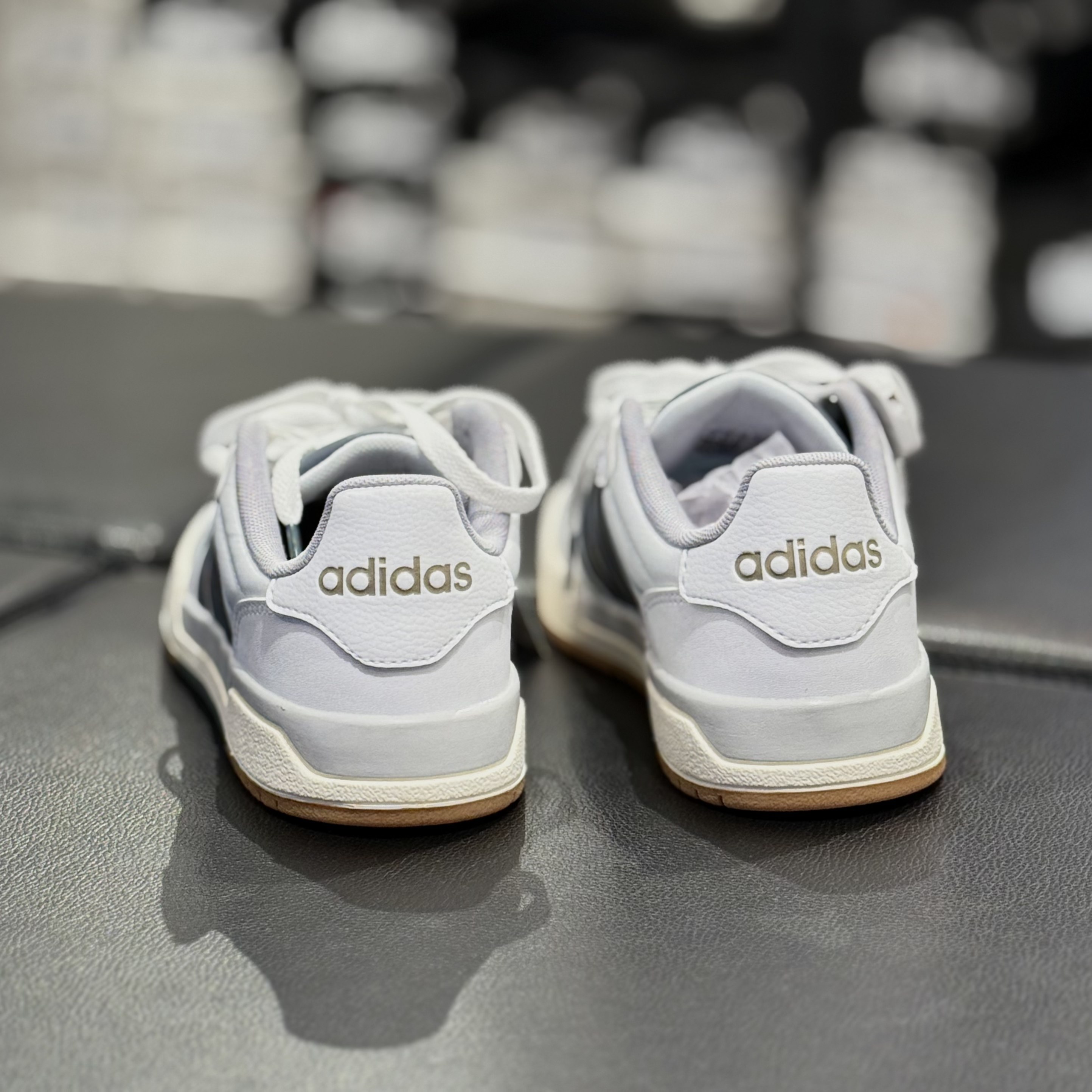 【坏蛋】adidas/阿迪达斯Entrap男百搭低帮运动板鞋JQ3925