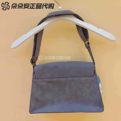 阿迪达斯三叶草女复古腋下包