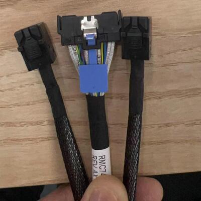 安费诺 RMC74-8690 MCIO 8i SFF-TA-1016 转 SFF8643 X2 数据线