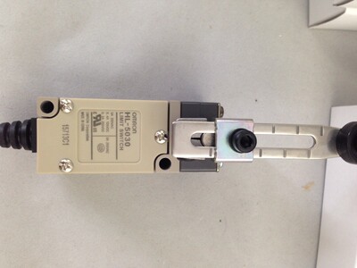 原装欧姆龙 OMRON 限位开关 行程开关 HL-5030 HL5030