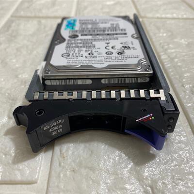 全新成色IBM 300G 10K SAS 2.5寸 服务器硬盘42D0612 42D0613现货