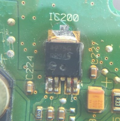 TLE4275G 4275G TO252 汽车稳压贴片管 贴片小4脚半