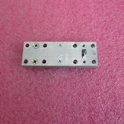 26-40GHzWR28波导带通滤波器