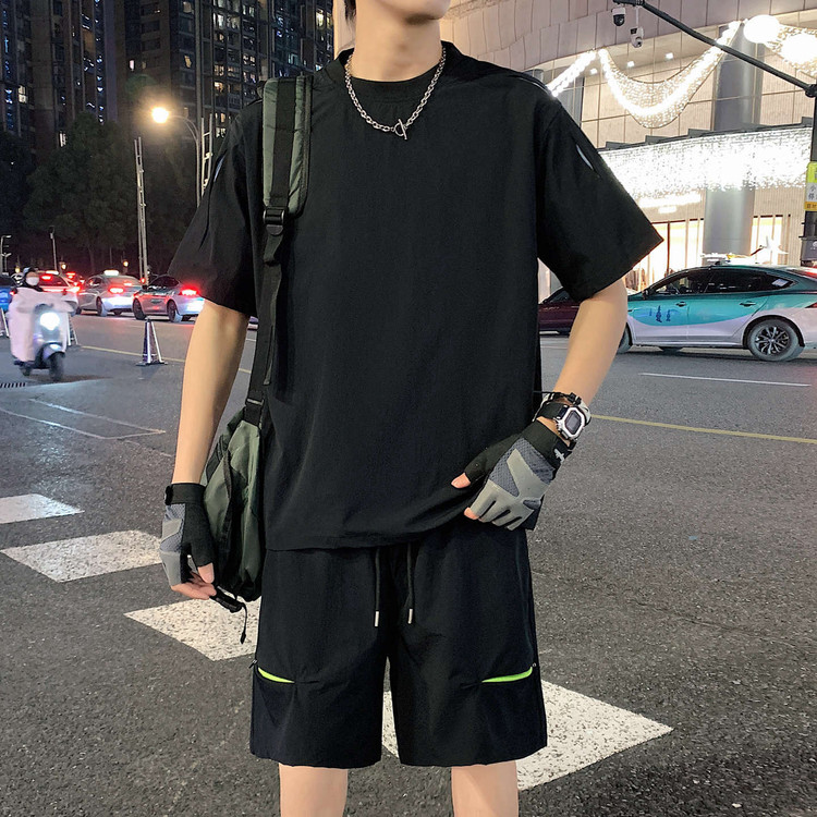 休闲运动套装