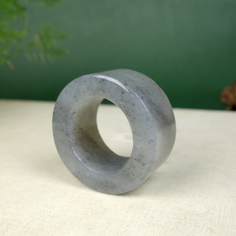 新疆和田玉油润墨玉青花玉扳指戒指大权在握 内径21mm 重26.94克