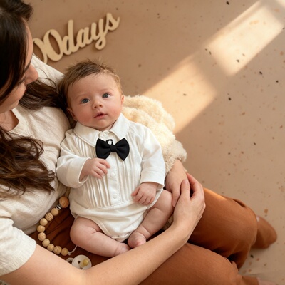 婴儿衣服纯棉男宝宝春秋长袖三角哈衣满月绅士拍照服包屁衣100天