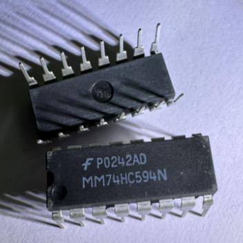 MM74HC594N  原装正品 74HC594N DIP-16 逻辑芯片IC