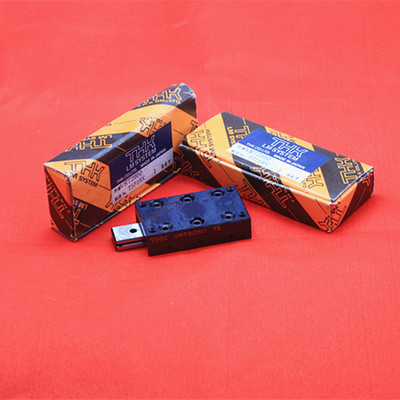 THK交叉滑台 VRT1025A VRT1035A 1045A 1055A 1065A VRU2080 现货