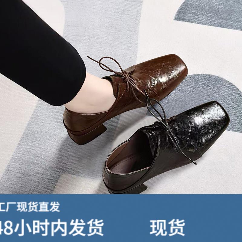 方头深口单鞋女粗跟系带小皮鞋2025春秋新款低跟软底百搭亮皮女鞋