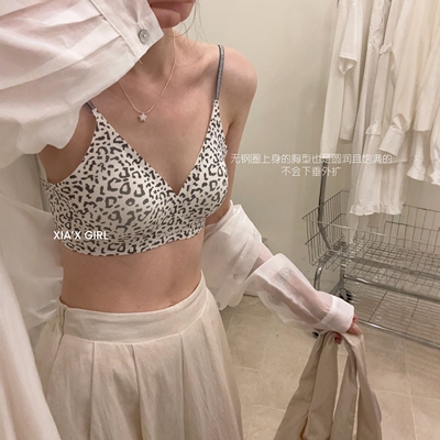 FAFA无痕深V露背隐形肩带文胸