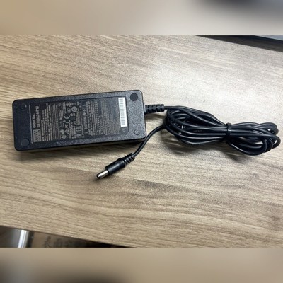明纬 GST60A24-P1J电源适配器 24v 2.5A 议价