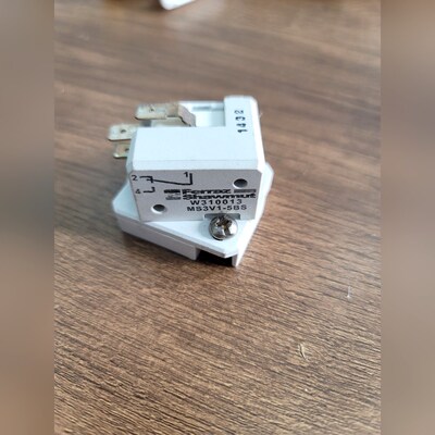 微型熔断开关MSV1-5BSW310013柜体 议价