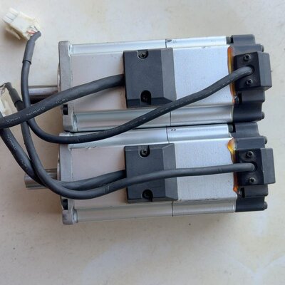 松下伺服电机400W带刹车MSMF042L1V2M--议价商品