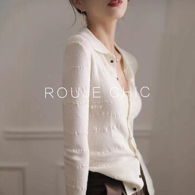 法国气质白色翻领羊毛针织衫女秋