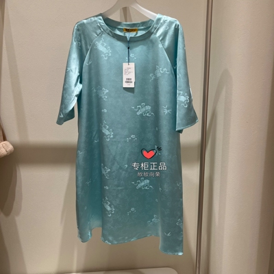 爱慕高端皇锦女家居裙可外穿HJ21562百分百桑蚕丝中袖2980中式