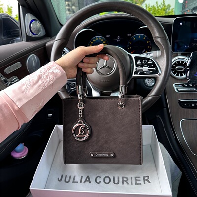 JULIA COURIER女包高级感轻奢戴妃包包女2026新款单肩斜挎小方包