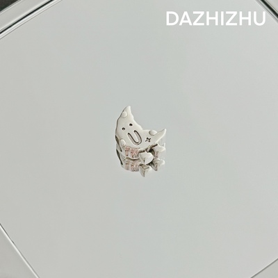 大只猪男女银卡通原创