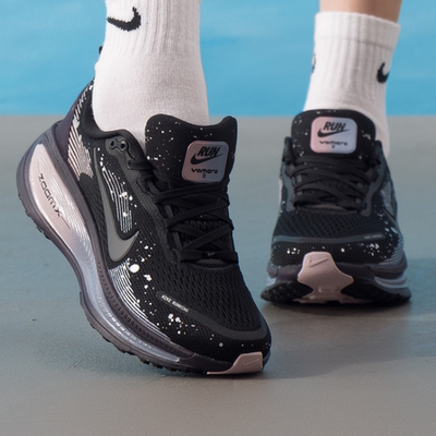 Nike/耐克女鞋迈柔VOMERO18运动鞋轻弹缓震厚底跑步鞋HV1779-001