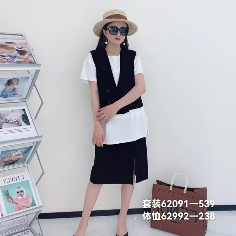 金影奇夏季新款马夹套装女休闲大码女装时尚百搭半裙两件套62091