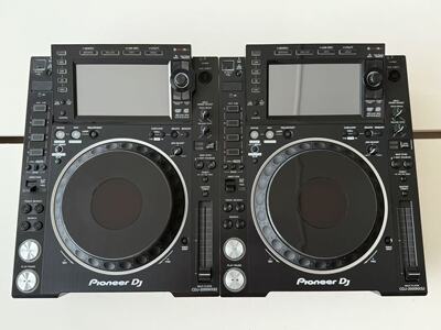 先锋CDJ-2000NXS2 两台一对 九成新 专业DJ打碟机 夜店演出设备